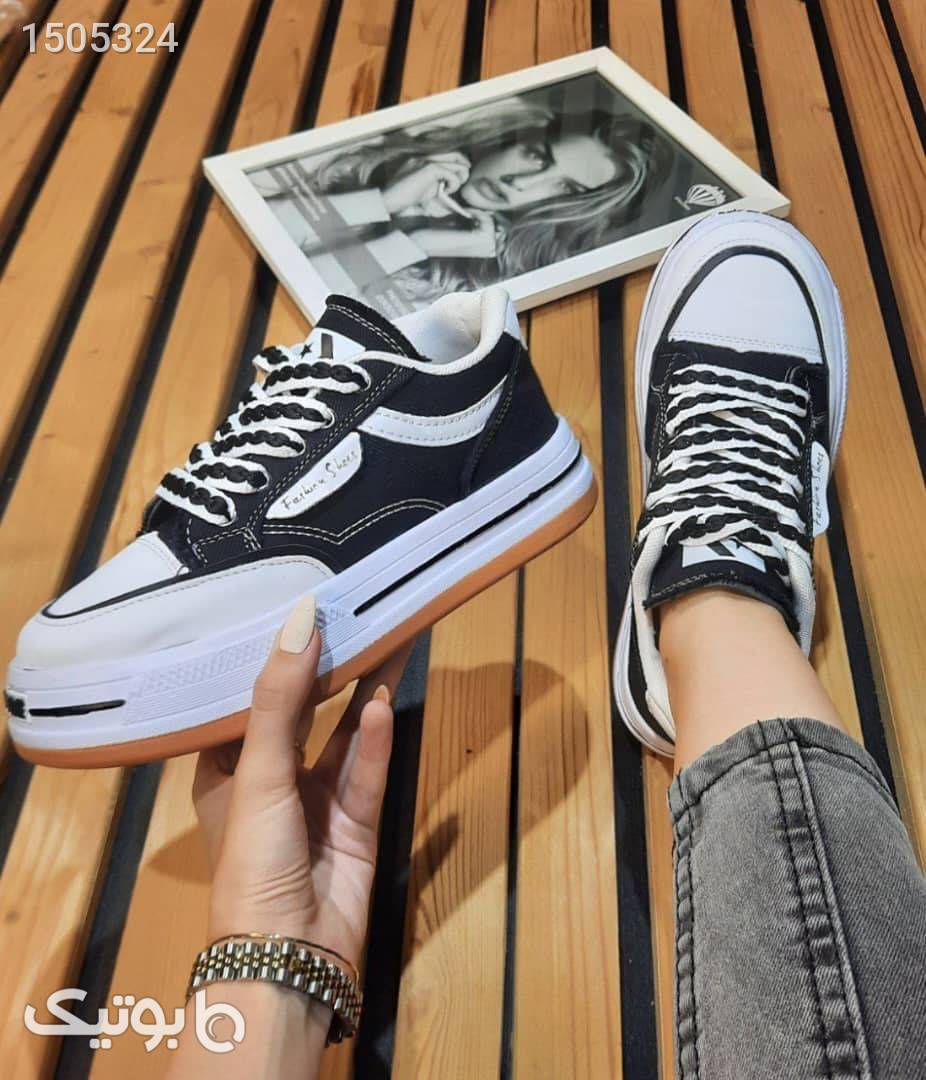 کتونی جدید مشکی از فروشگاه مزون لاوین | بوتیک